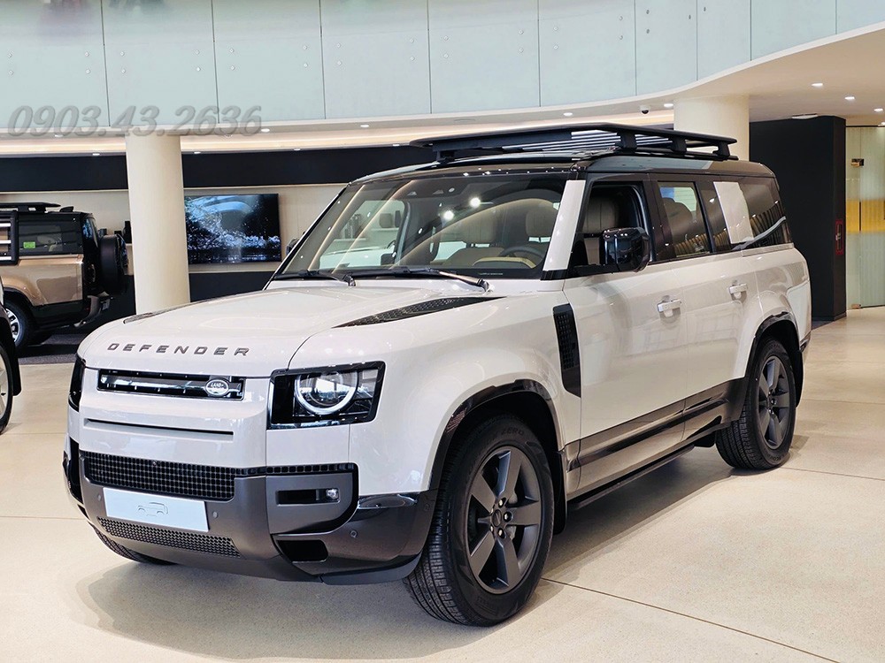 Land Rover Defender 130 2026: Đẳng cấp ghế Captain - Land Rover Hà Nội